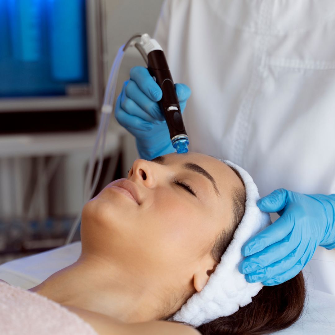 HydraFacials | Cleanse, Exfoliate, Extract | REVIVE | East Greenwich, RI